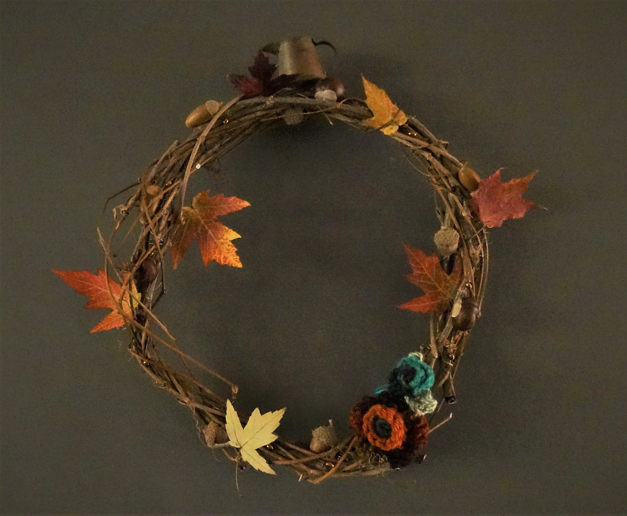 3 Crafts to Make with Vines – Emma Lammers